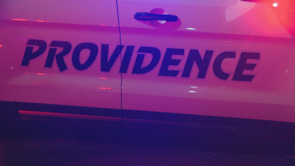 Man injured in early morning stabbing in Providence