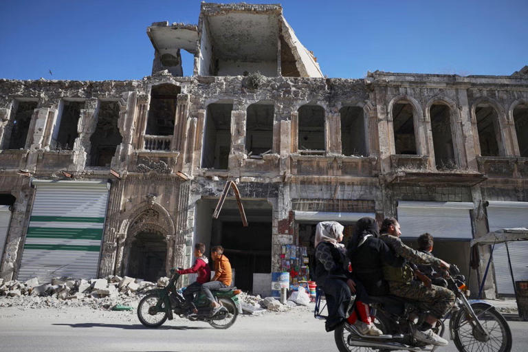 Construction worker discovers 1,500-year-old tomb complex in Syria