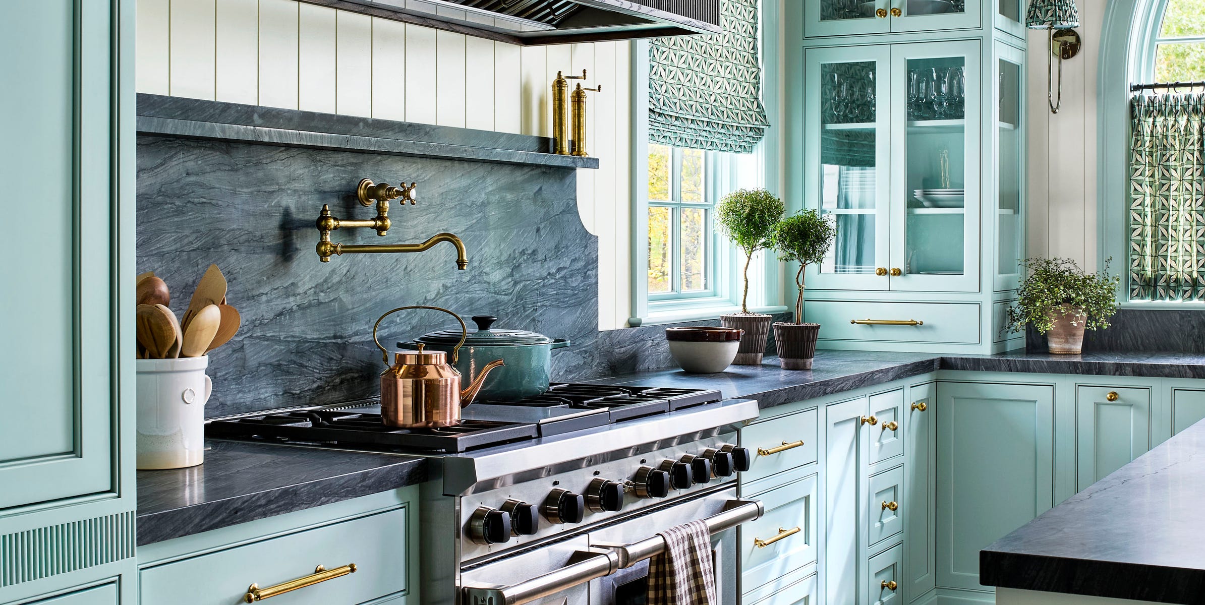 This Surprising Kitchen Trend Is Making Designers Ditch Tile