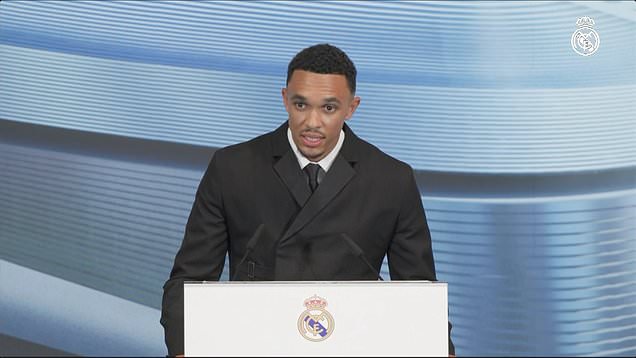 Trent Alexander-Arnold speaks perfect Spanish at Real Madrid unveiling