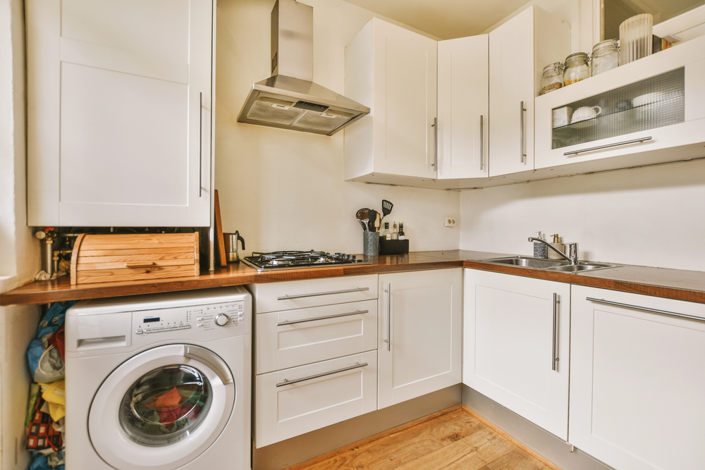 15 Things 90s Kitchens Had in Every Home