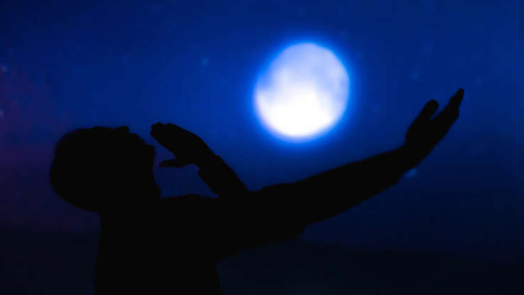 Does a Full Moon really trigger strange behavior? Does a Full Moon really trigger strange behavior?