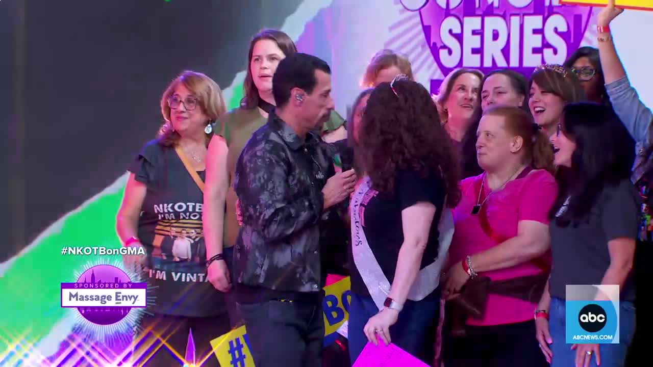 New Kids on the Block perform 'Step by Step'