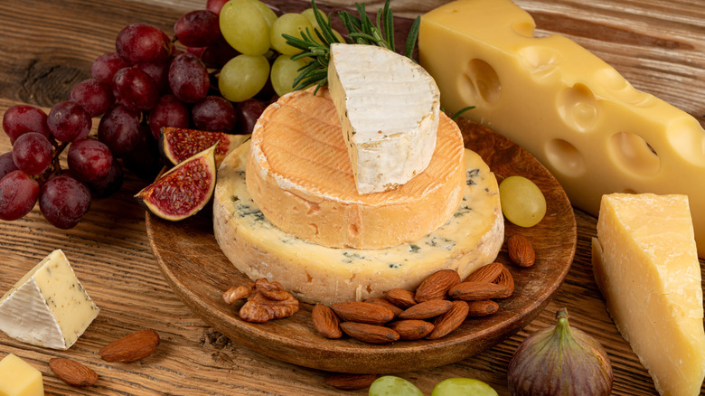 26 Of The Stinkiest Cheeses In The World