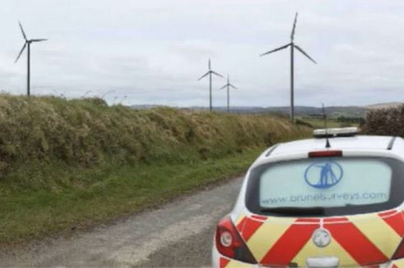 Cornwall planning: Huge 'unprecedented' wind farm approved despite ...