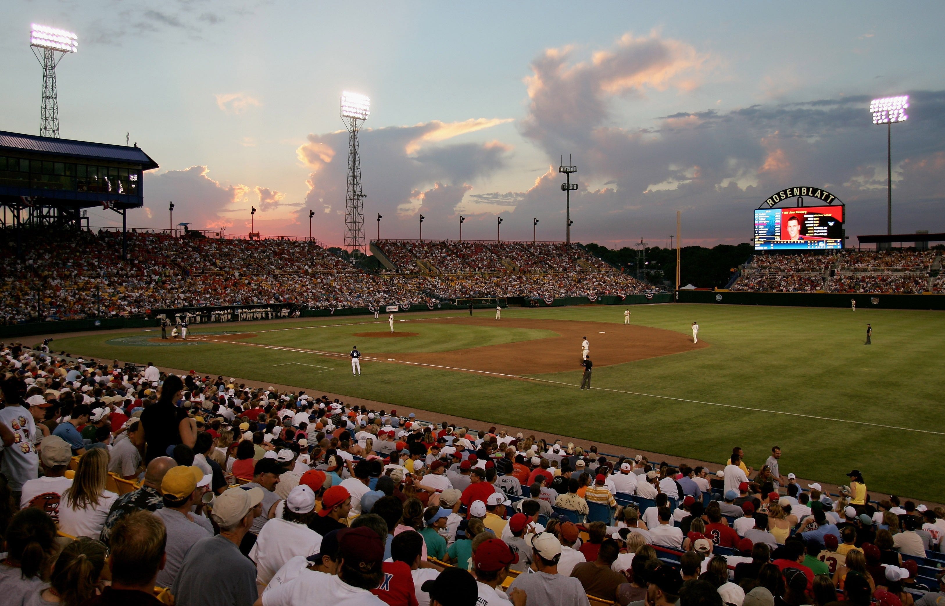 What happened to Rosenblatt Stadium? What to know about former College ...