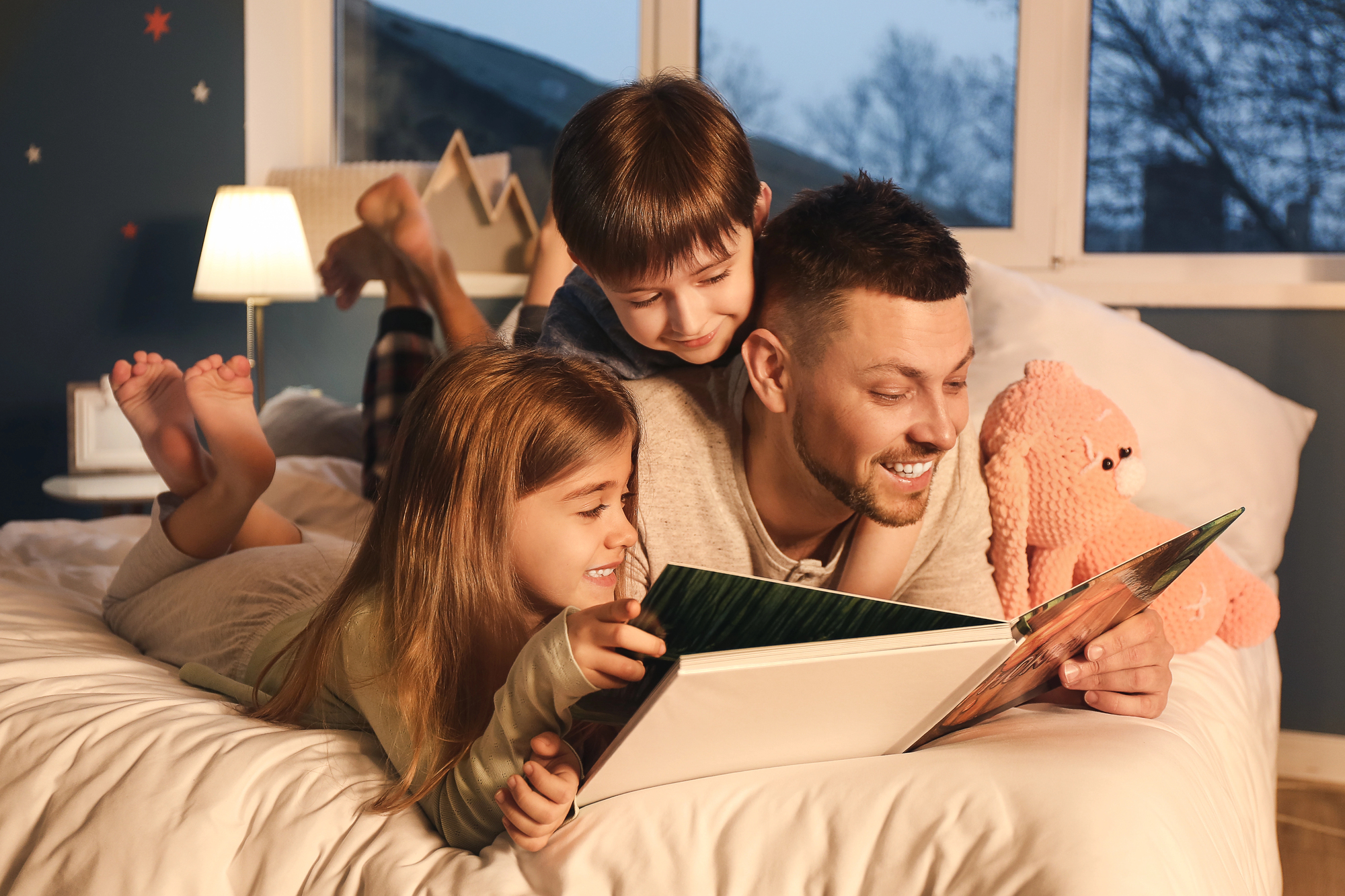 18 Bedtime Routines That Help Kids Sleep