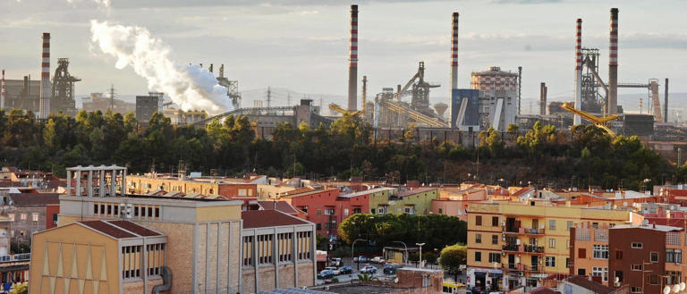 Jindal avanza proposta vincolante per rilevare l'ex Ilva