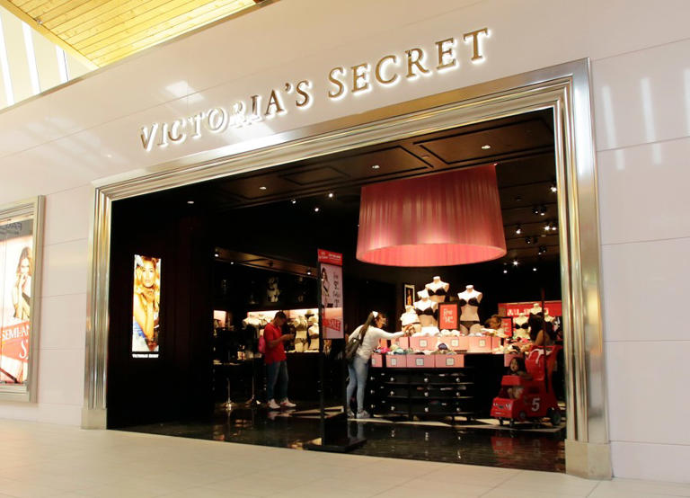 Victoria’s Secret, PINK combined store to re-open in Crossgates