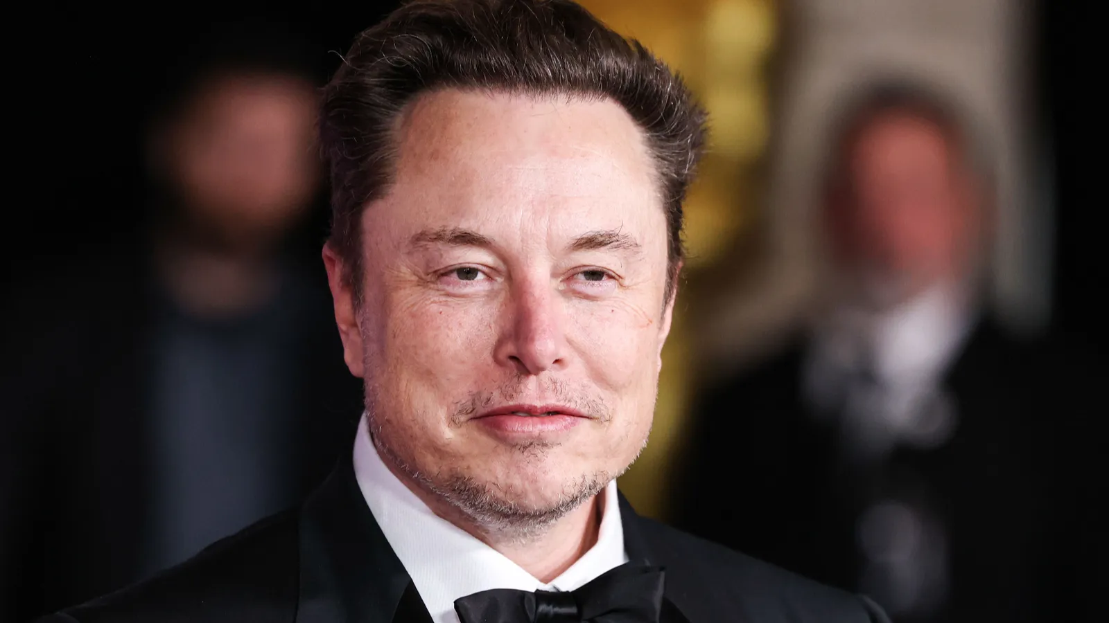 Musk teases a wild plan for ‘Dyson Sphere’ satellites tapping the Sun’s ...