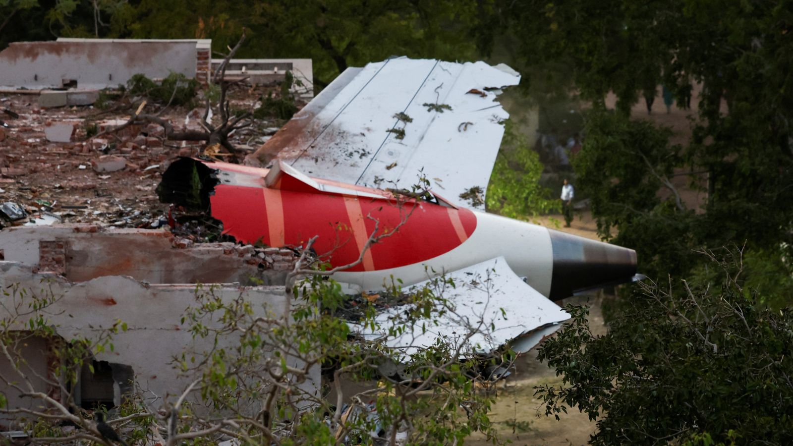 What happened to Air India Flight 171? - Aviation experts review crash ...