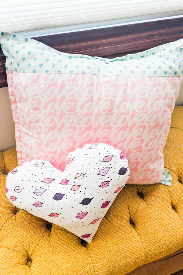 How to make a heart pillow
