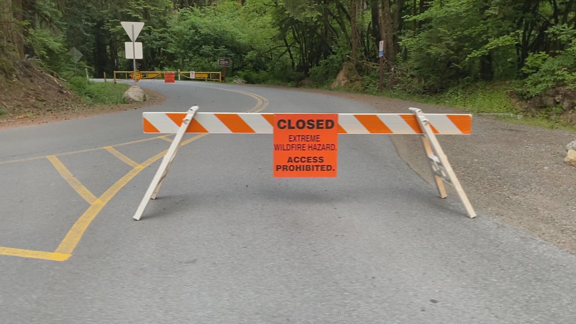 Cooler temperatures help Squamish fire fight, Alice Lake campground ...