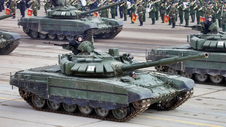 Russian soldiers are leaving their wounded comrades to die on the ...