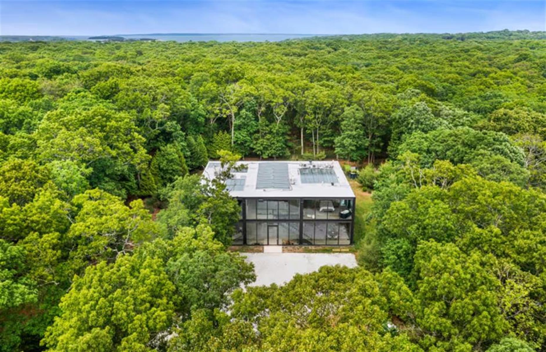 Tour the world's 12 most remote mansions in Canada and beyond