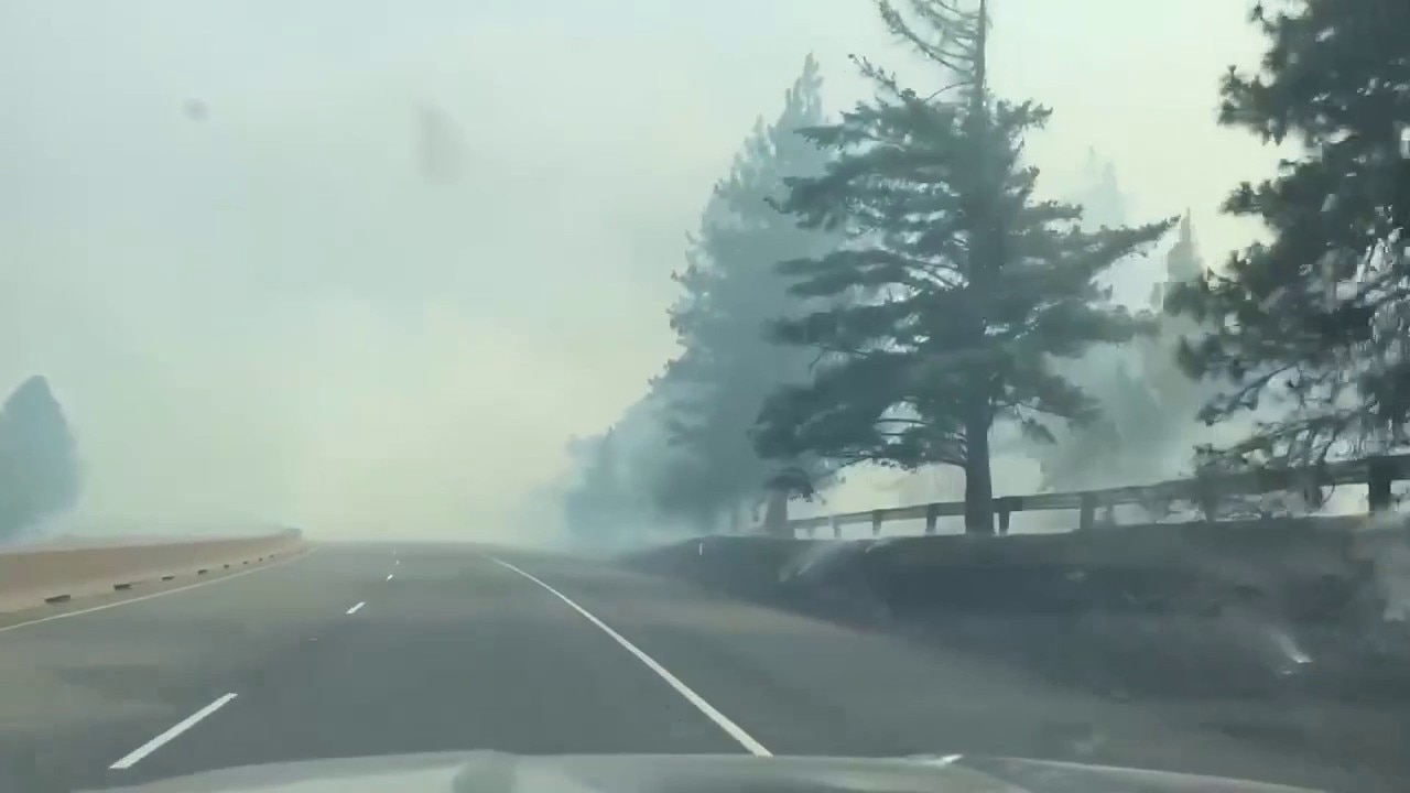 Rowena Fire in Oregon continues to burn