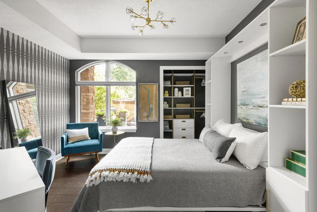 6 Decorating Tricks Minimalists Swear by to Keep Small Spaces Airy and ...