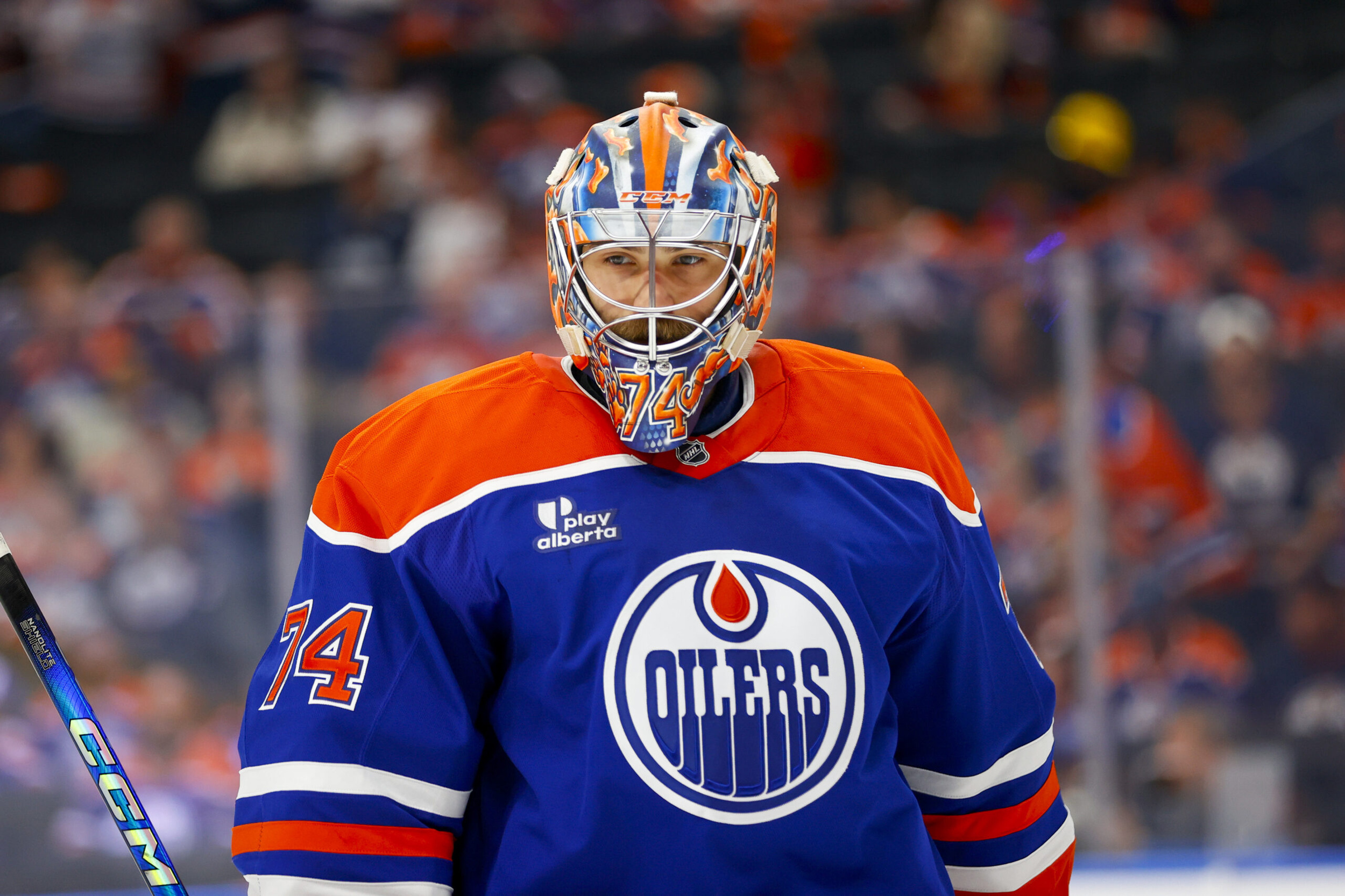 Stuart Skinner gets start in must-win Game 6 for Oilers