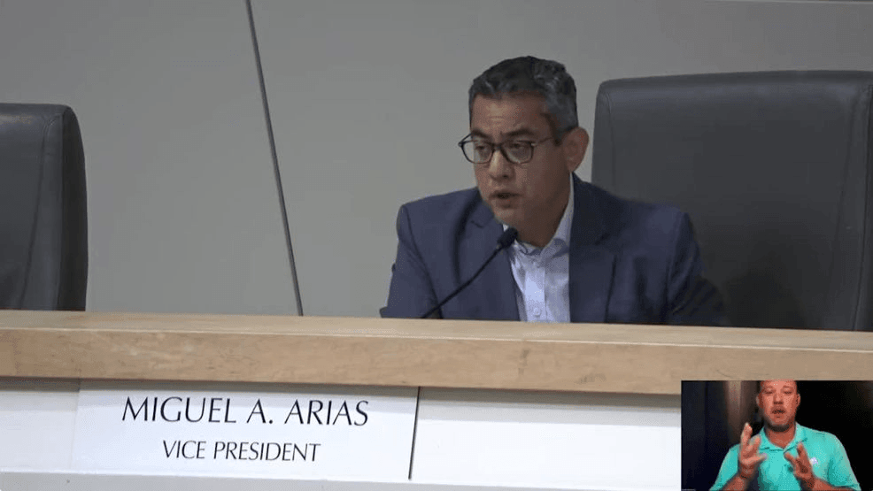 Fresno councilman warns immigrants to avoid Cherry Auction due to ICE Raids