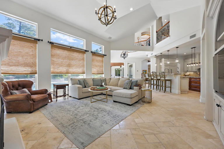 Inside Jaguars rookie Travis Hunter’s new $3.2 million Florida home
