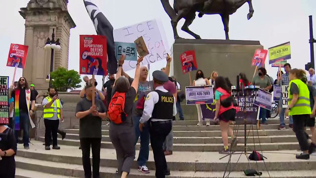 Chicago protest calls for ICE tactical units to stand down