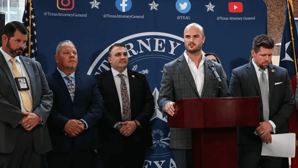 Aaron Reitz, former top DOJ official and Paxton aide, launches bid for ...