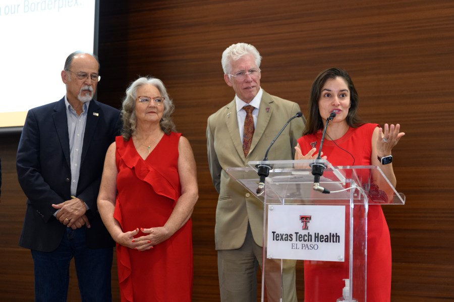 6 El Paso high school seniors chosen for joint medical program