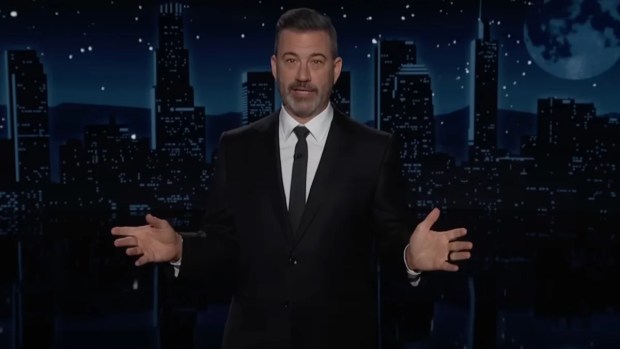 Jimmy Kimmel Takes Offense After Trump Says LA Has Become a 'Trash Heap ...