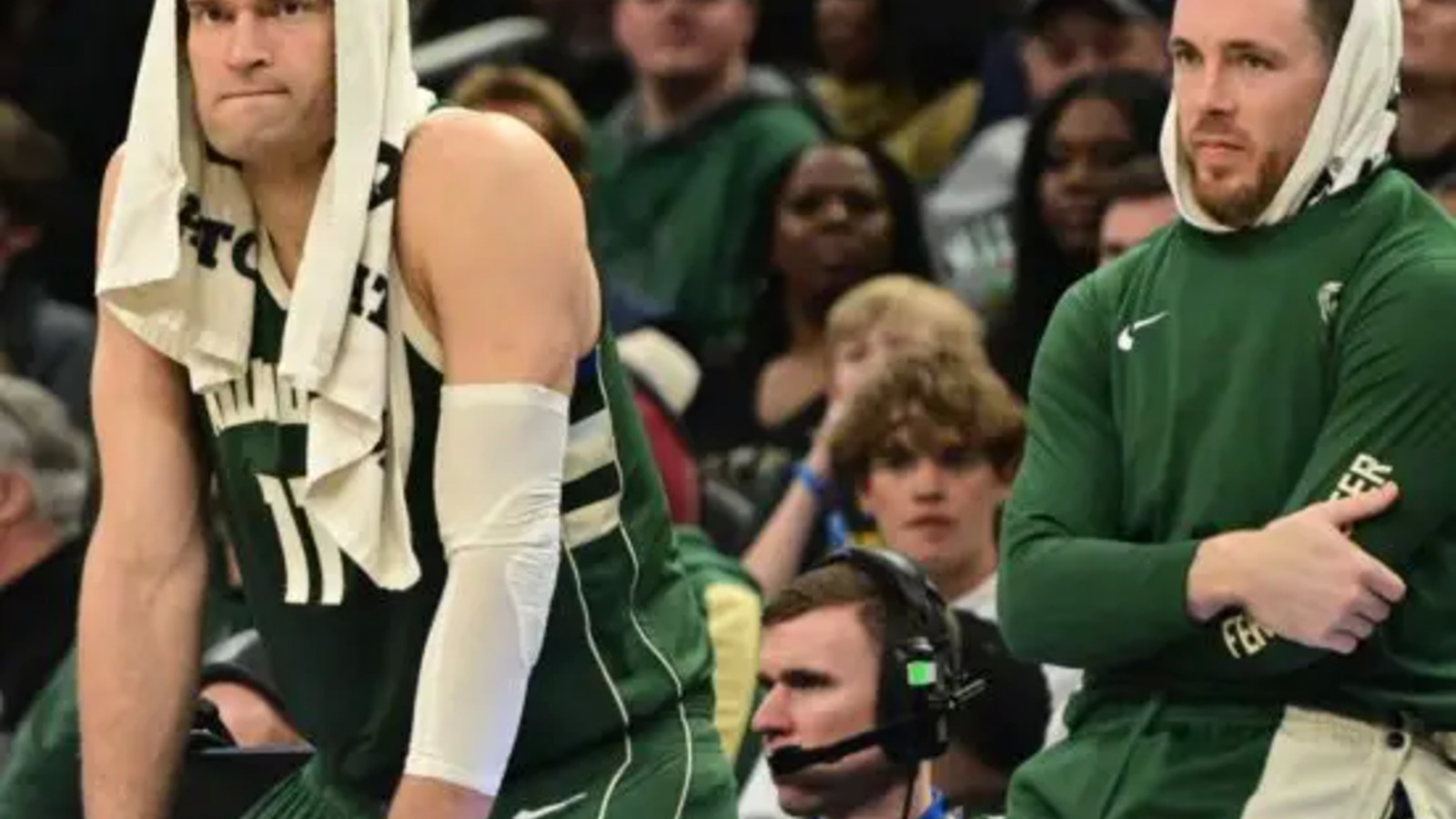 Milwaukee Bucks Burn 2 Second-Round Picks in Bizarre Pat Connaughton ...