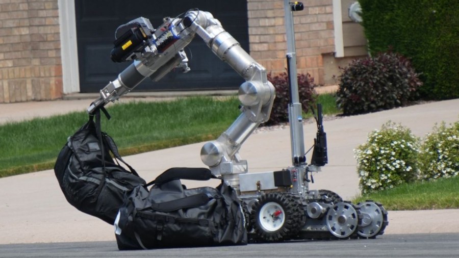 Douglas County Sheriff’s Office reveals name of new bomb robot