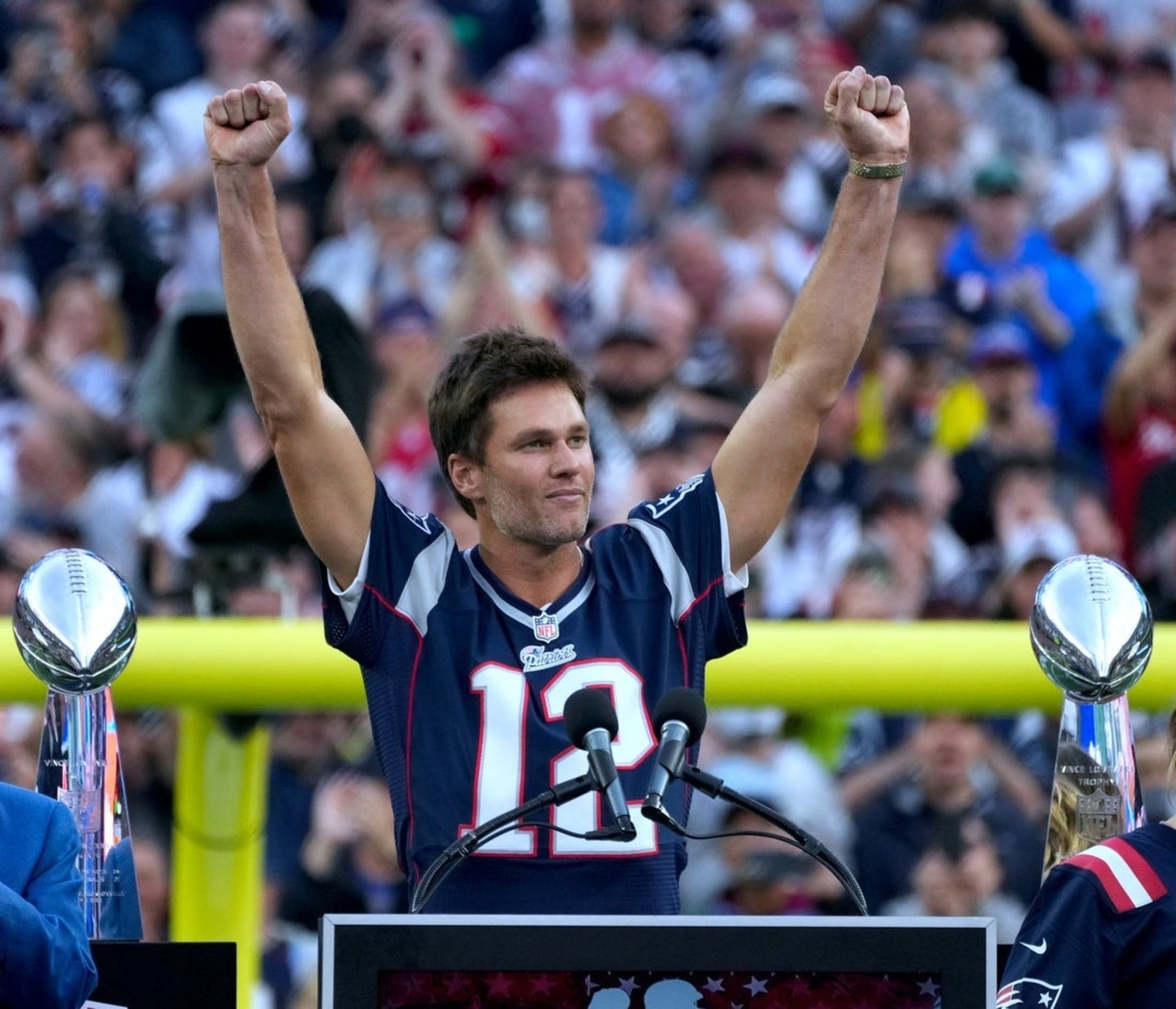Patriots to unveil Tom Brady statue on Aug. 8