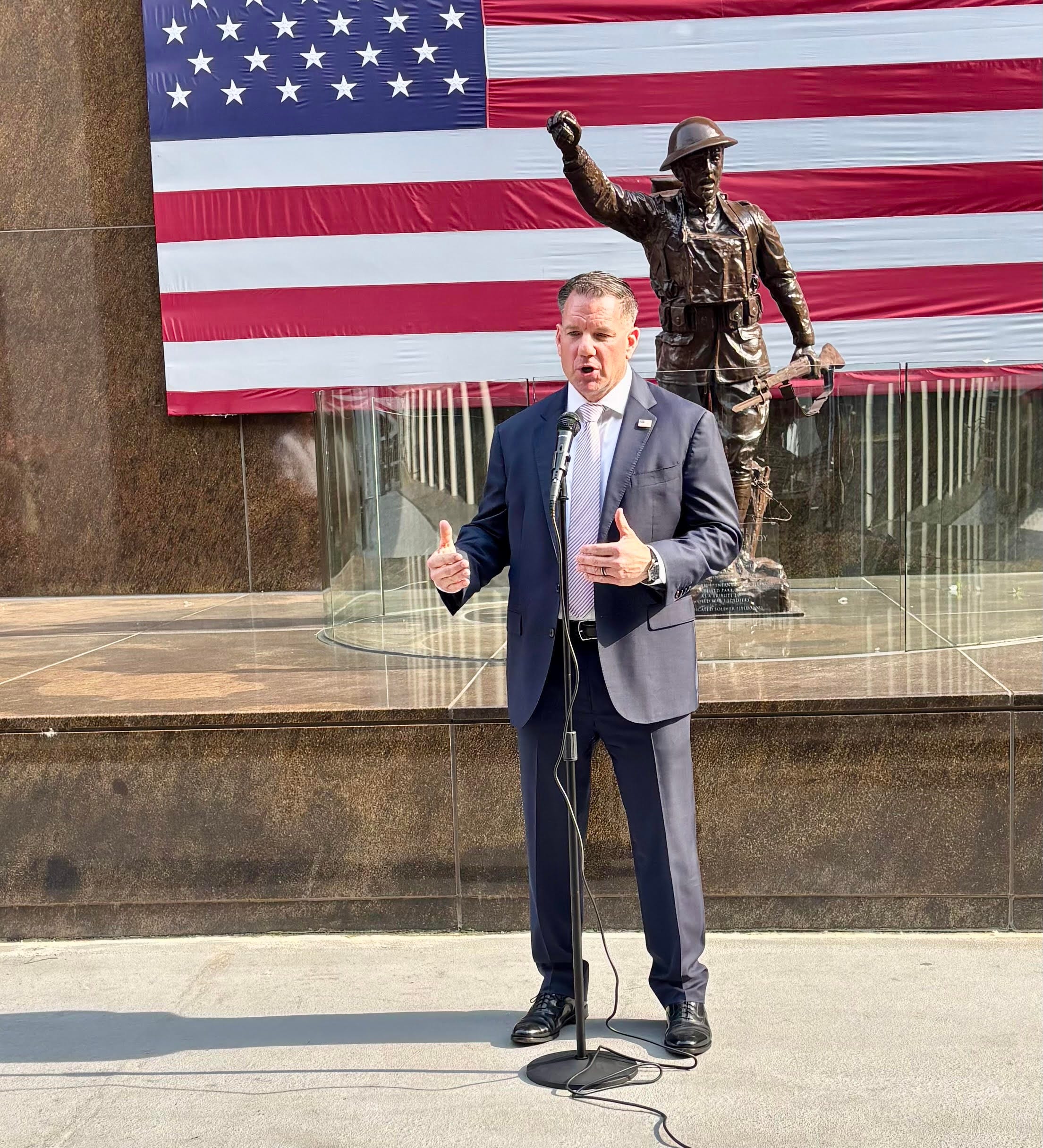 U.S. Secret Service Chicago field office hosts drone briefing at ...