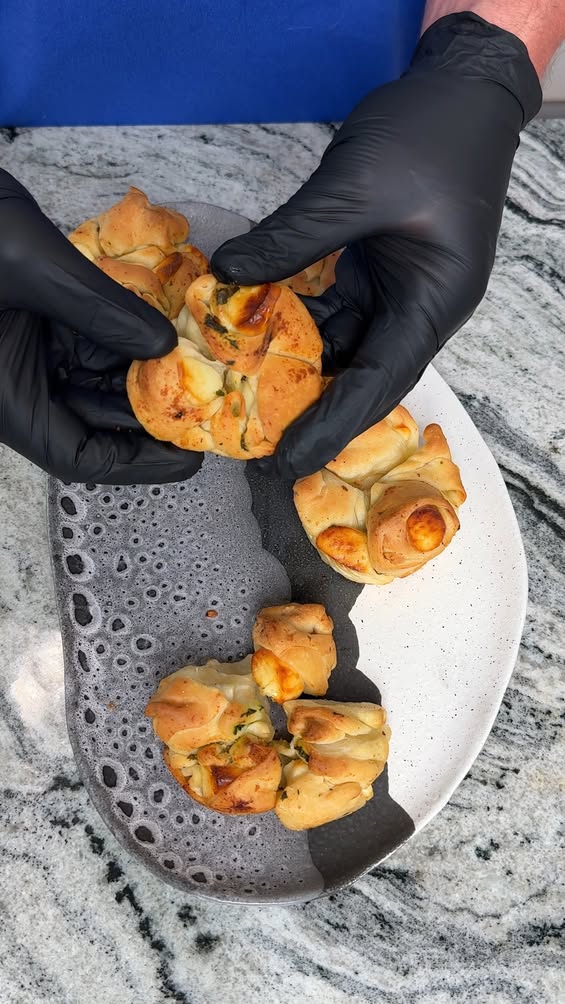 Viral Mozzarella Stuffed Muffin Bites 😍