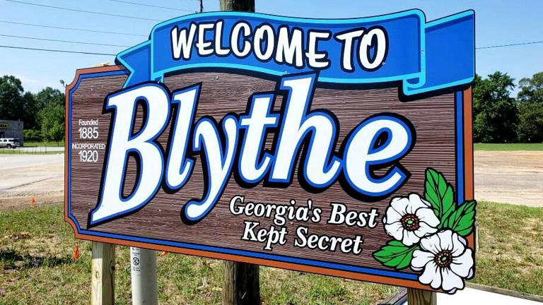 6 months after police chief exits, Blythe makes a hire