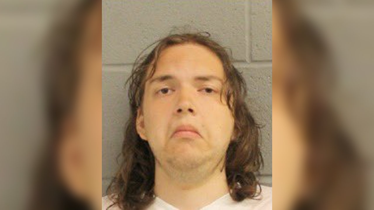 Son allegedly hit mother with hammer during argument: Harris County ...