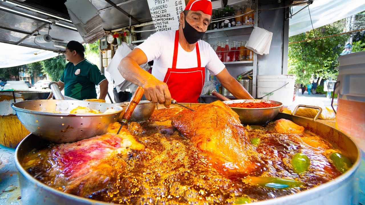 Mexico City’s Wildest Street Food? Spicy Taco Hot Pot Explored!