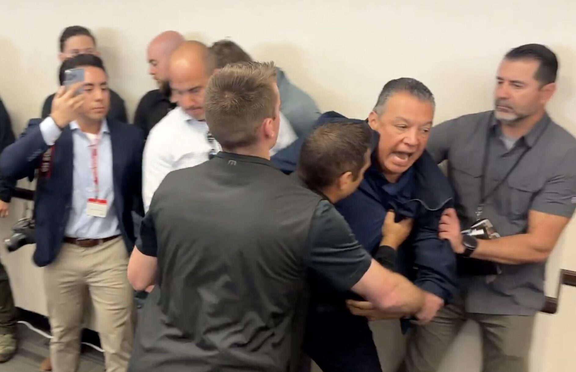 ‘HANDS OFF!’ Dem Senator Gets Manhandled By Security, Shoved Out of ...