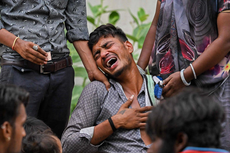 Air India crash deals blow to carrier’s comeback plans, prolonging its ...