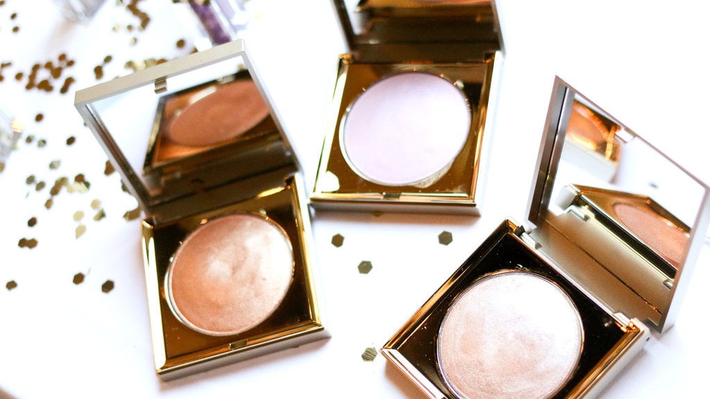 10 Rekomendasi Highlighter Makeup yang Bagus