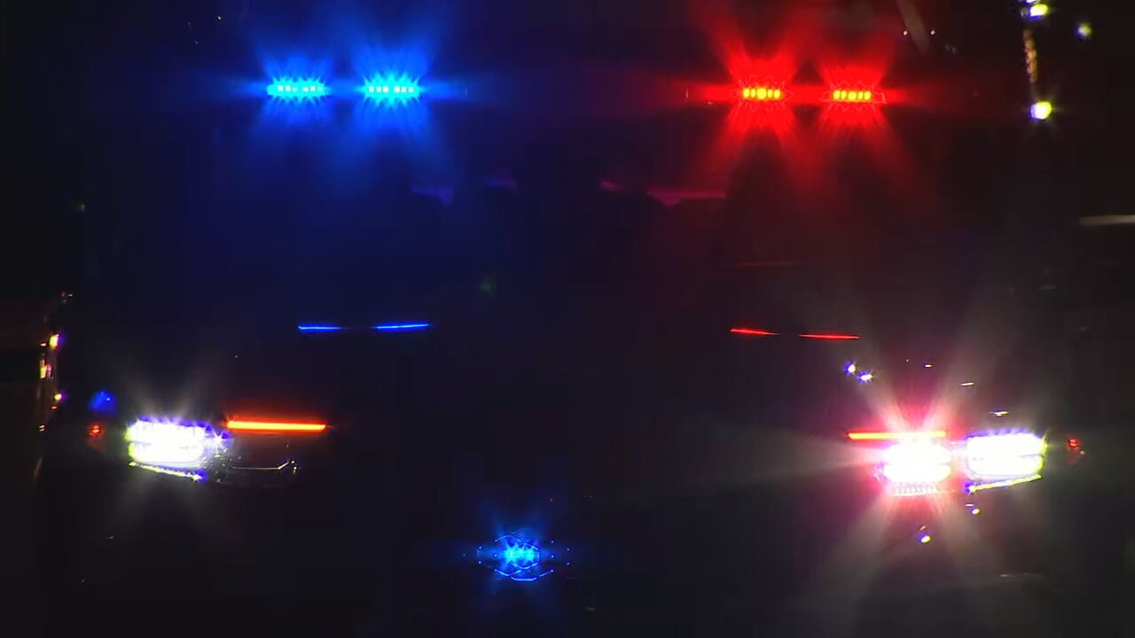 1 hurt in apparent McDonald’s shooting in DeKalb
