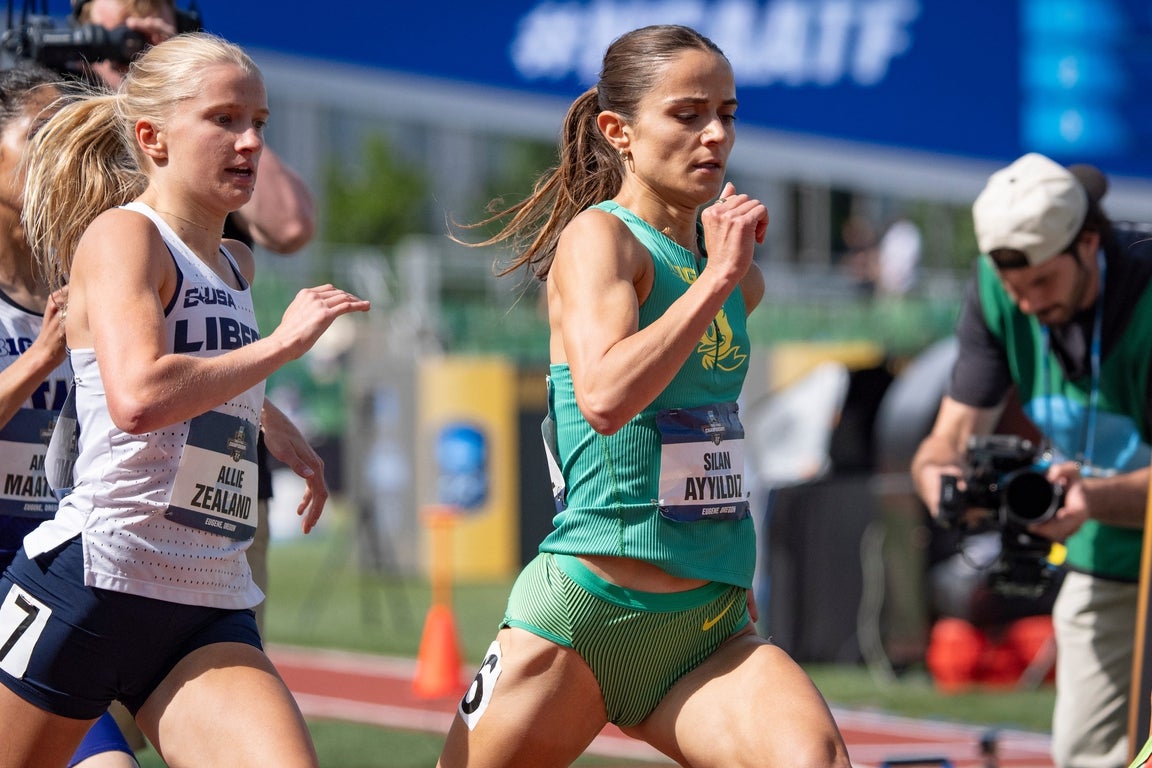 Outstanding women's track photos from the 2025 college season