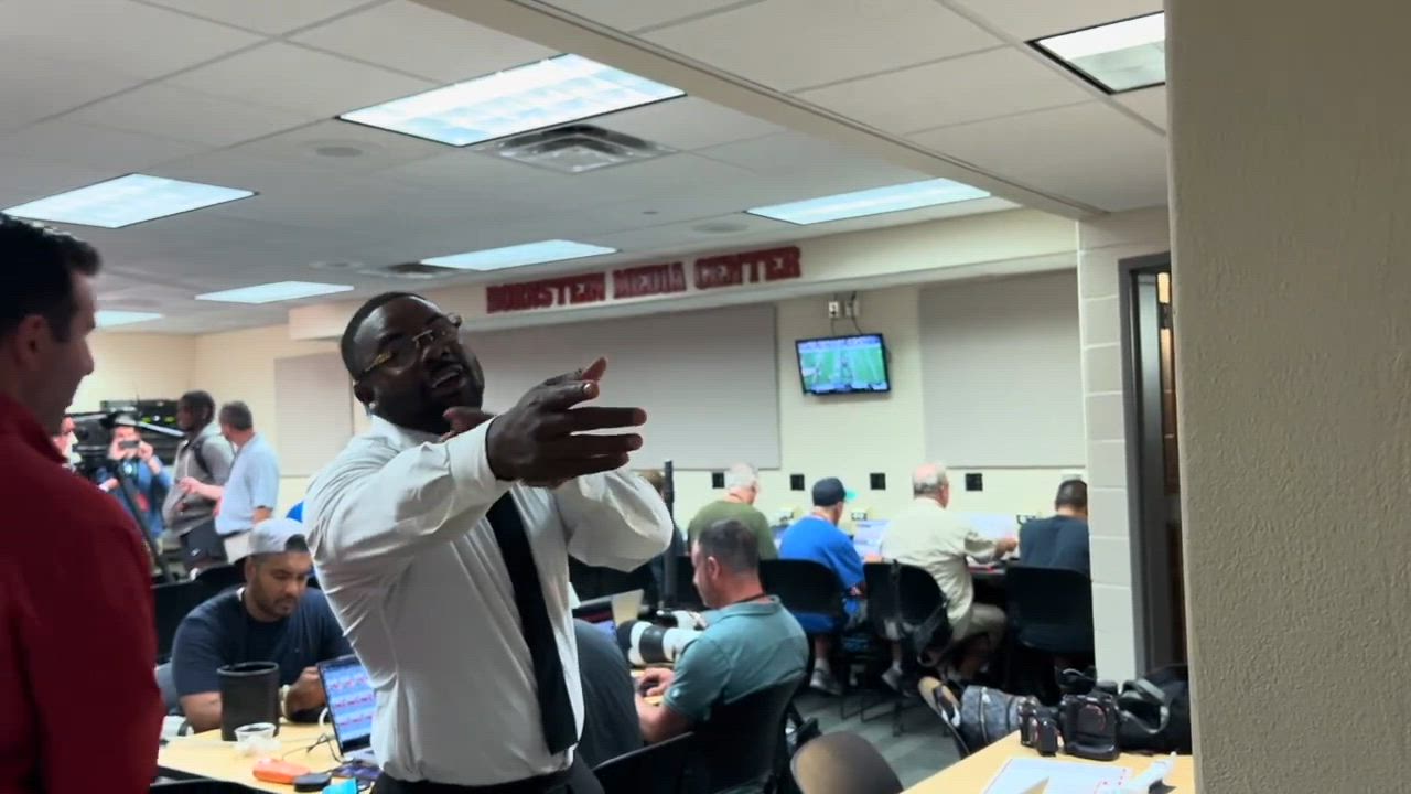 Jam Miller and Mark Ingram Share Hilarious Moment after Alabama's win ...