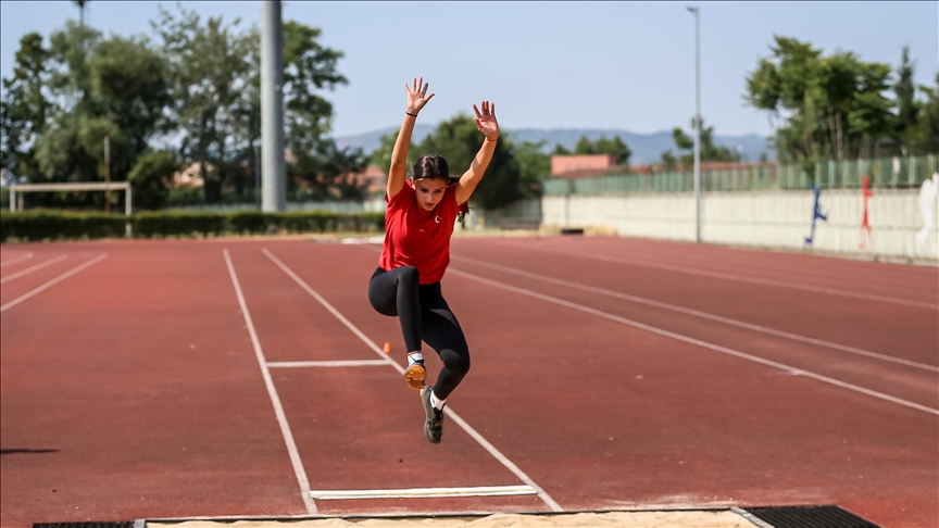 Milli atlet Esmanur Birdel'in hedefi EYOF'ta altın madalya