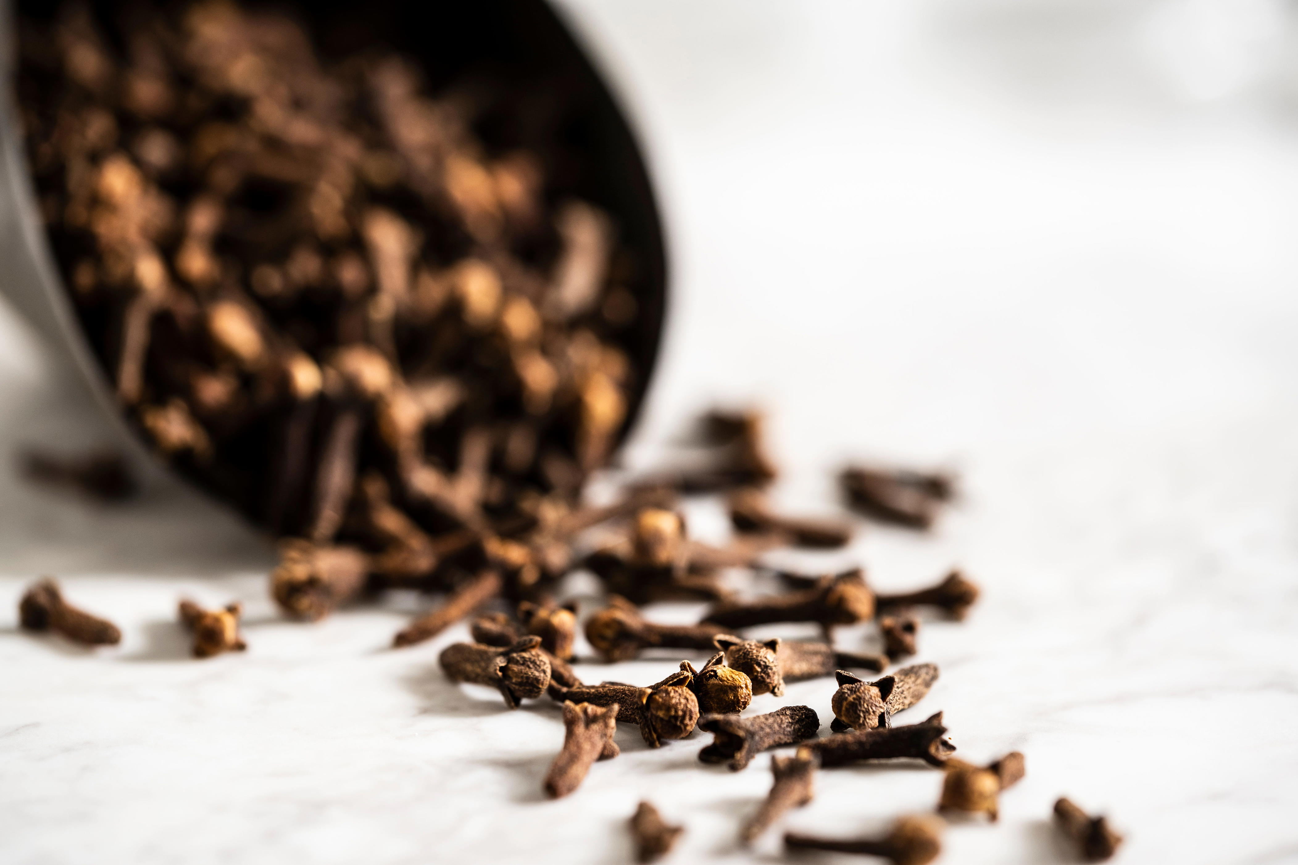 Why cloves are 'super underrated,' according to a dietitian. But be ...