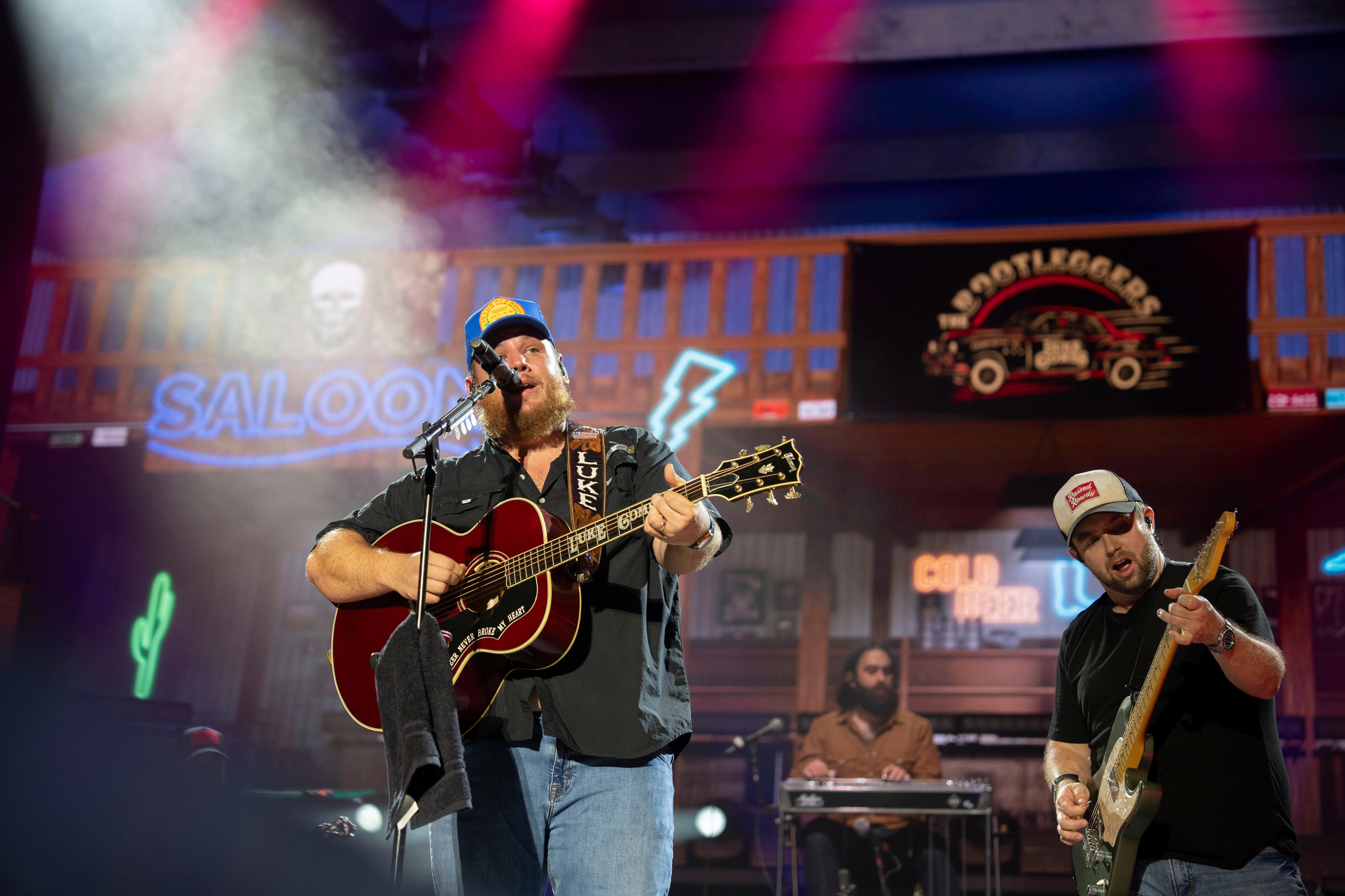 A Luke Combs Super Bowl halftime show? Country star is down with one ...