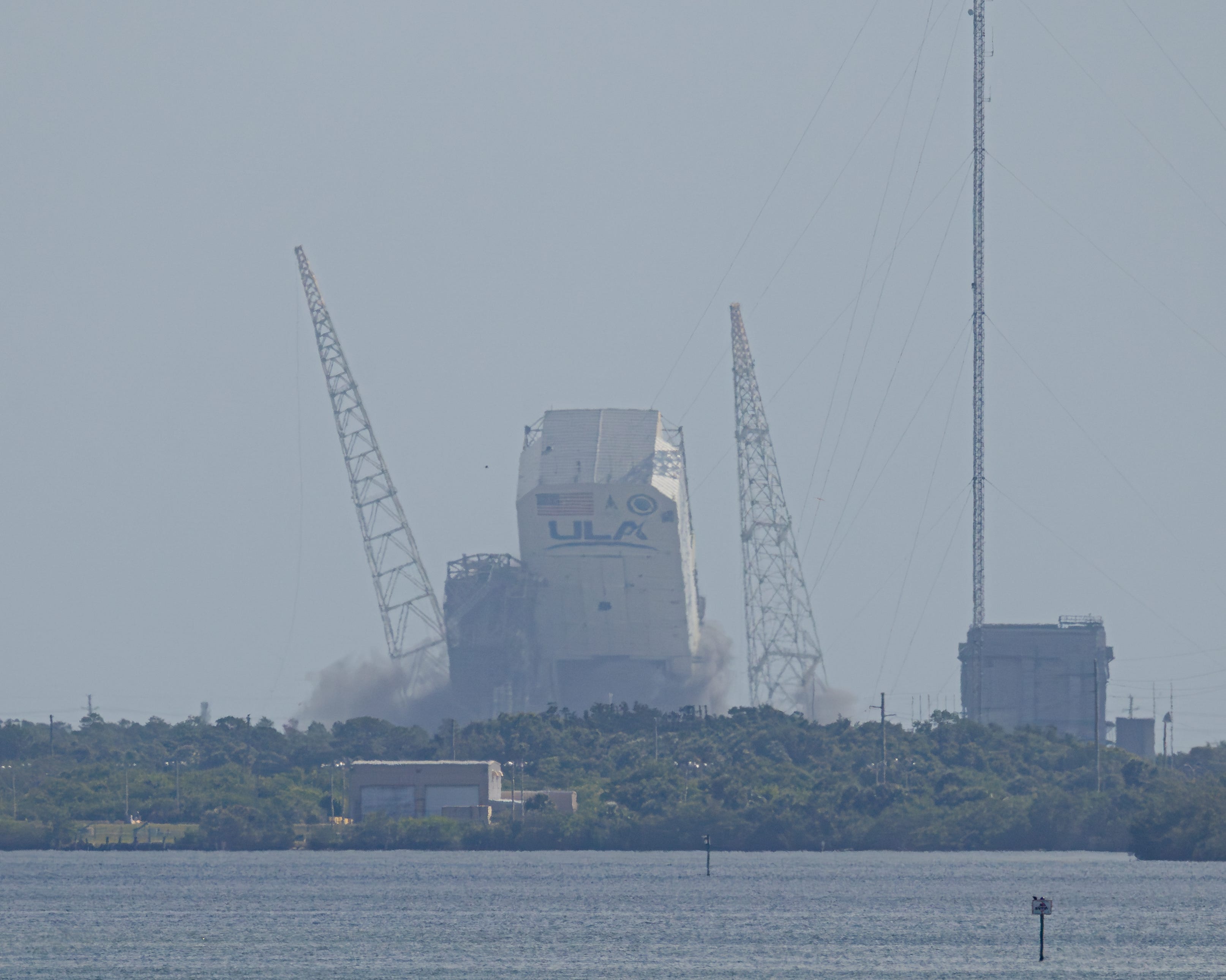 Explosives topple ULA launch complex towers to make room for SpaceX ...