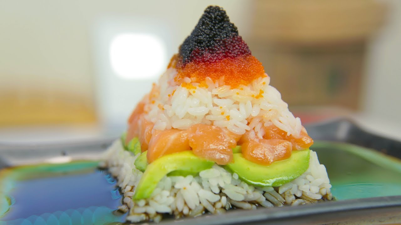 Pyramid Sushi: A Stunning Take on a Classic Dish