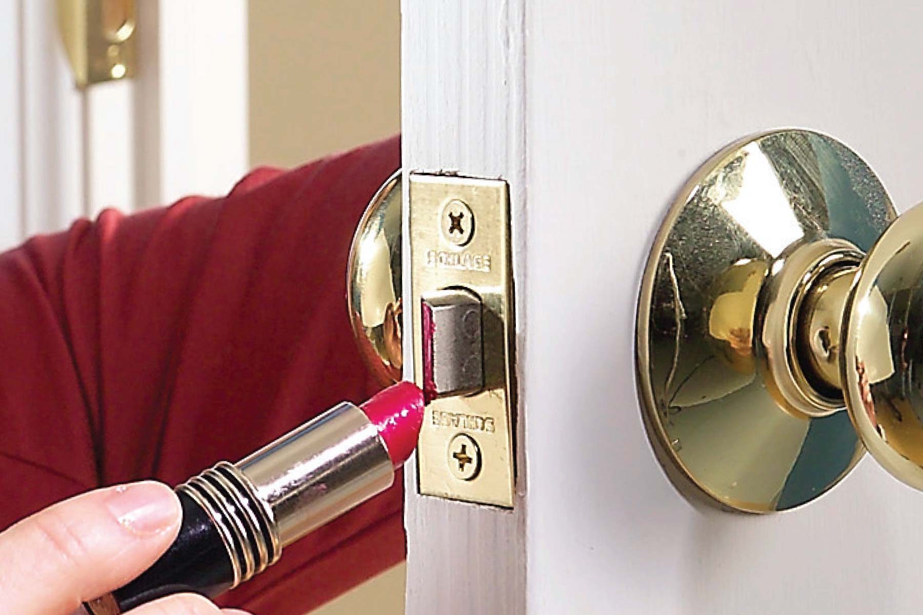 How to Fix a Door That Won’t Stay Closed: 4 Easy Fixes