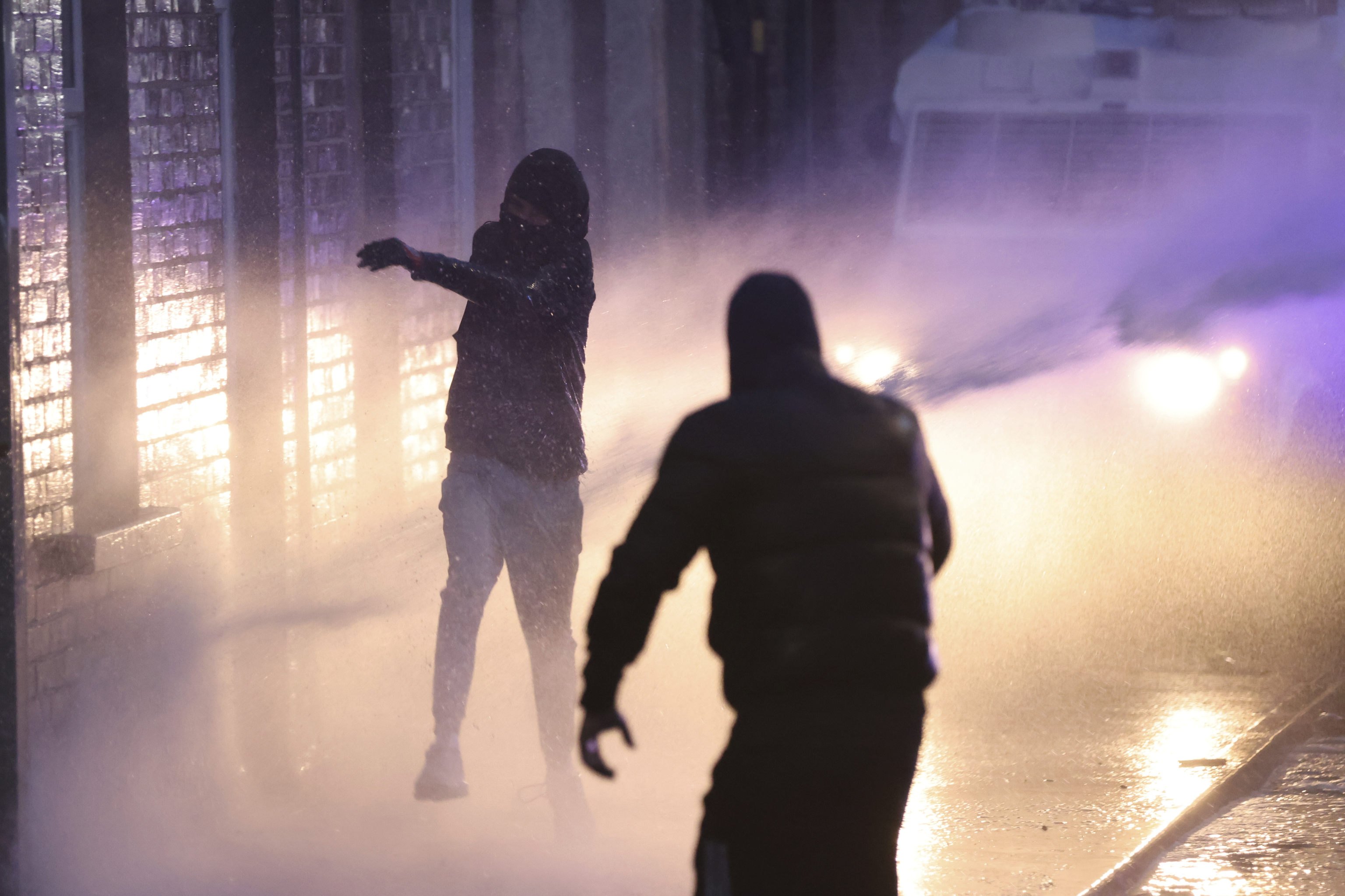 Riots in Ulster fuel migration debate in the United Kingdom