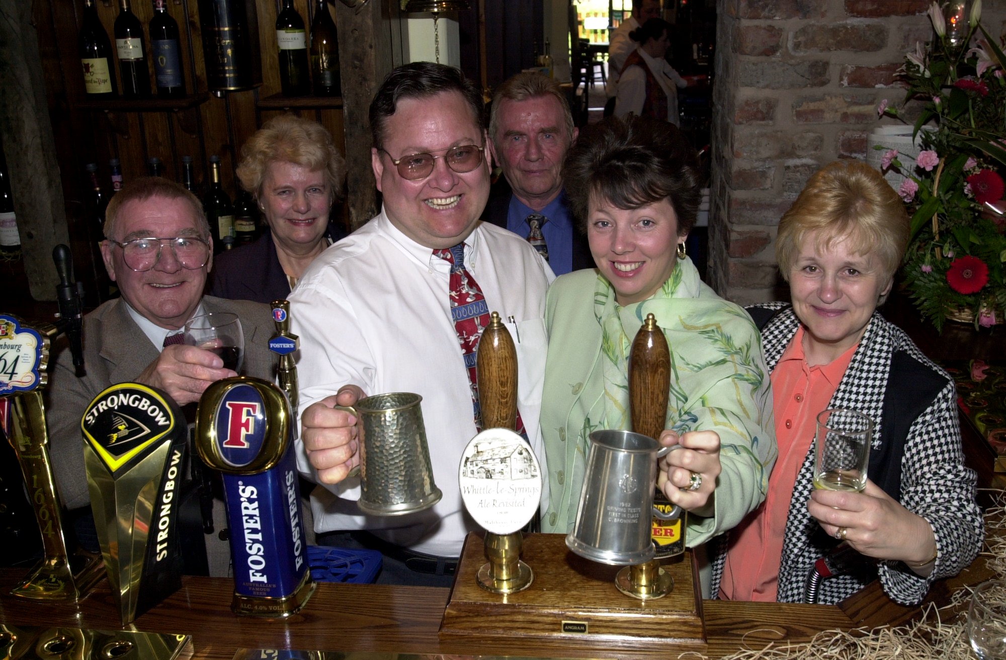 21 of the best pictures which wrap up life in Preston's much-loved pubs ...